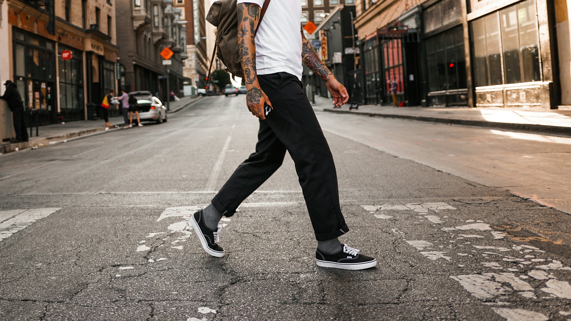 10 Unexpected Benefits of Walking Backwards & 10 Ways to Put More ...