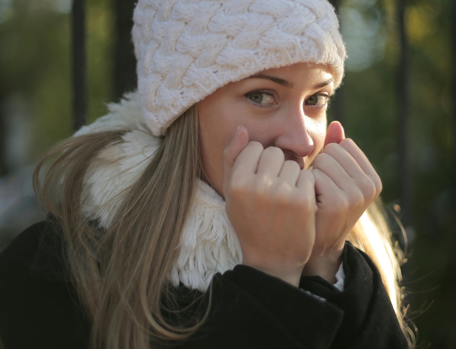 10 Reasons You're Always Cold & 10 Why You're Constantly Hot ...