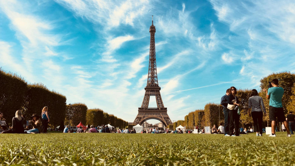 The 10 Most Stunning Man-Made Sights & 10 Amazing Natural Wonders To ...