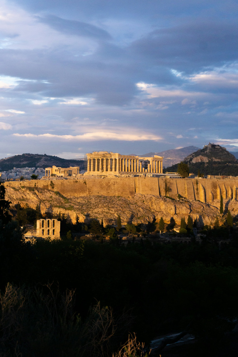 10 Fascinating Facts About Ancient Greece You Can Appreciate & 10 That ...