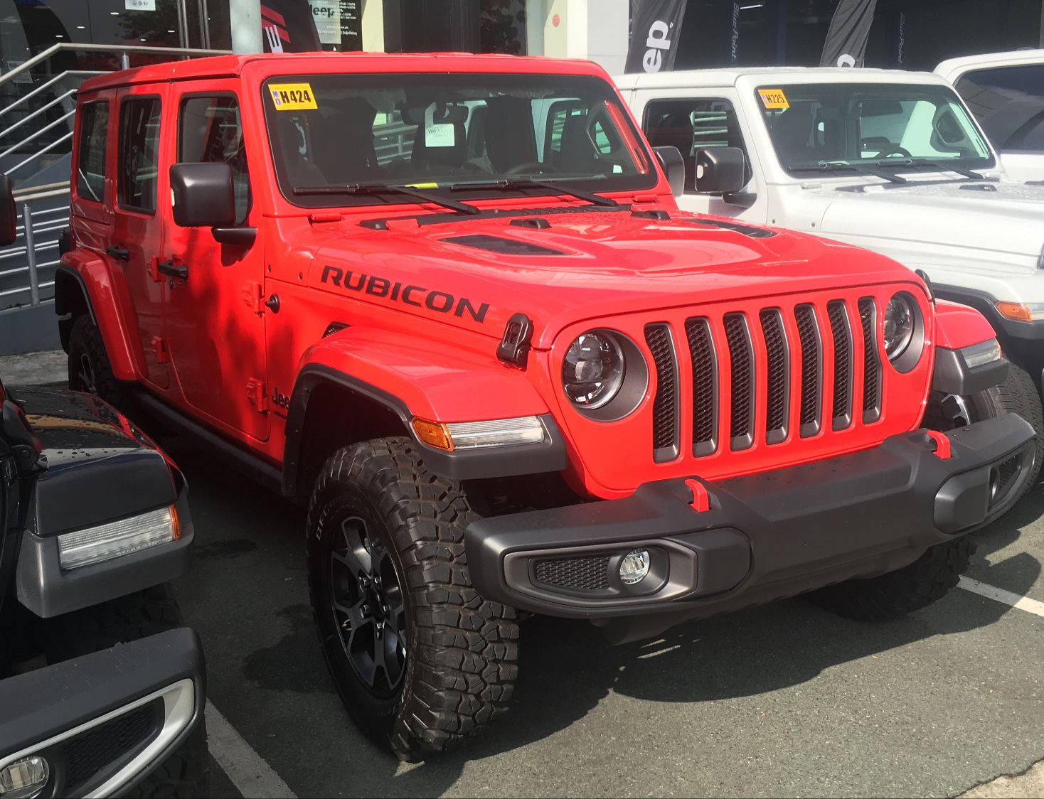 10 Jeeps That Are Total Gus-Guzzlers & 10 With Good Fuel Economy ...