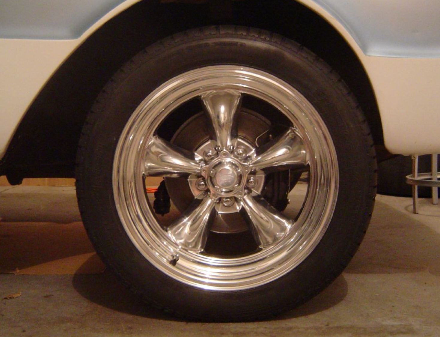 10 Weirdest Wheel Designs Ever Made & 10 Classics That Look Timeless ...