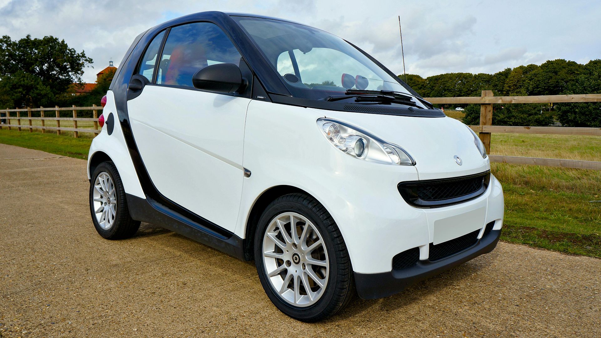 20 Weird-Looking Cars That Are Surprisingly Popular - MotorSearches