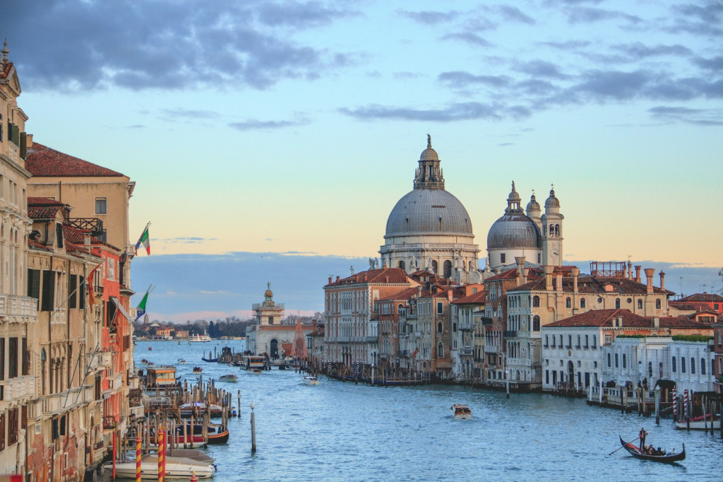 The 20 Most Popular Tourist Destinations Around The World - RoughMaps