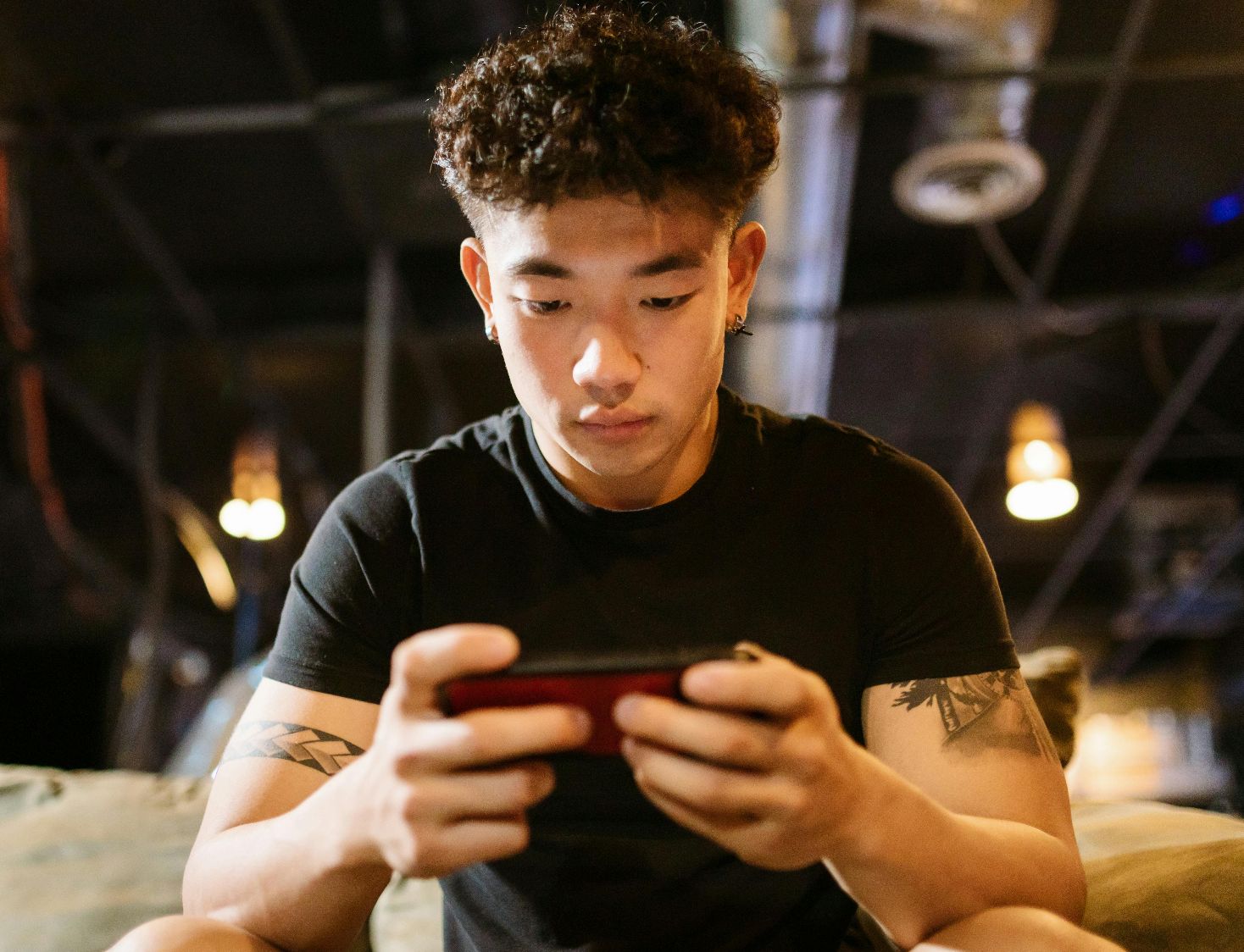The 20 Best Phone Games To Pass The Time On A Flight - RoughMaps