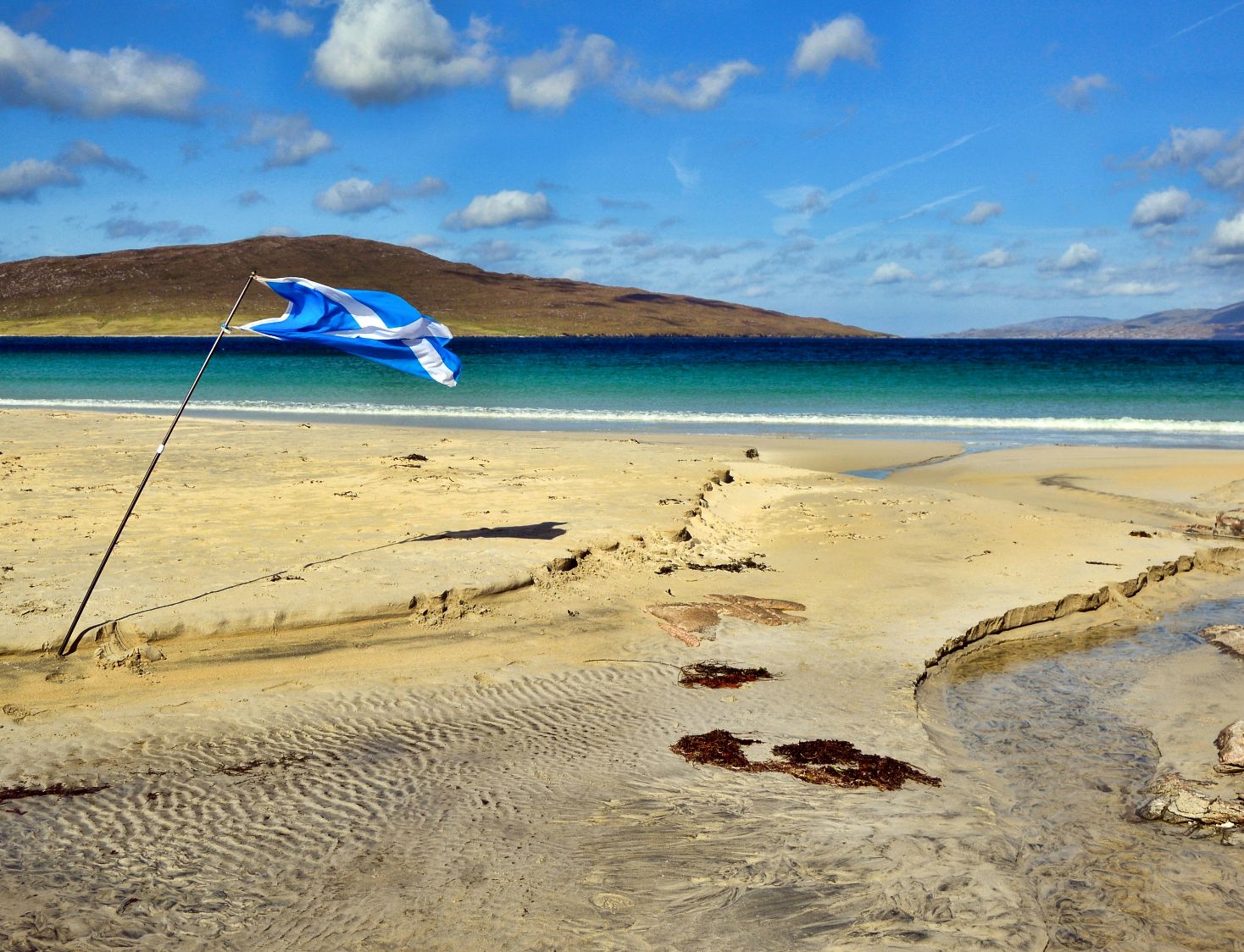 Why Lewis & Harris Is The Most Beautiful Spot In Scotland - RoughMaps