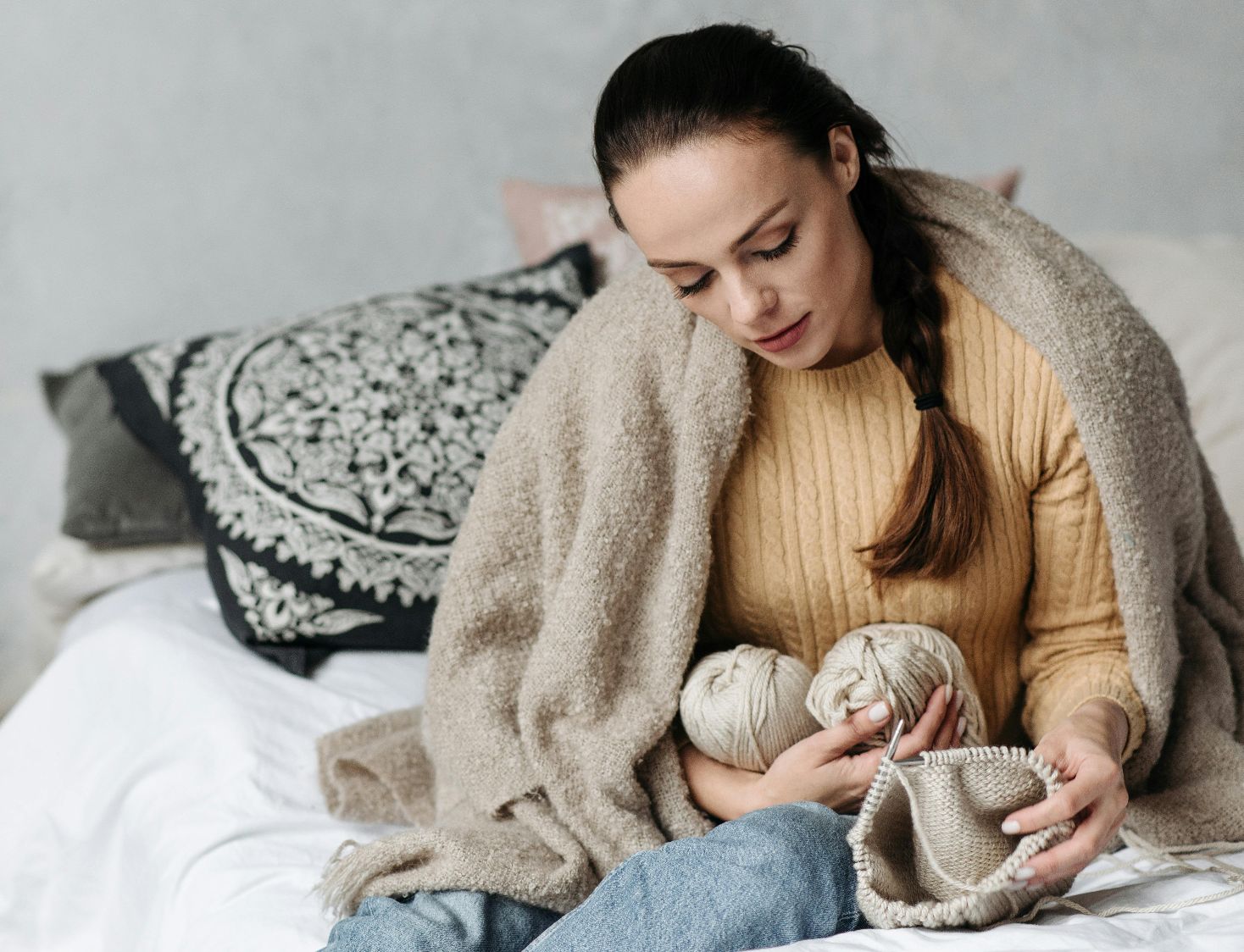 10 Fabrics That Can Feel Itchy & 10 Tips For Softening Them ...
