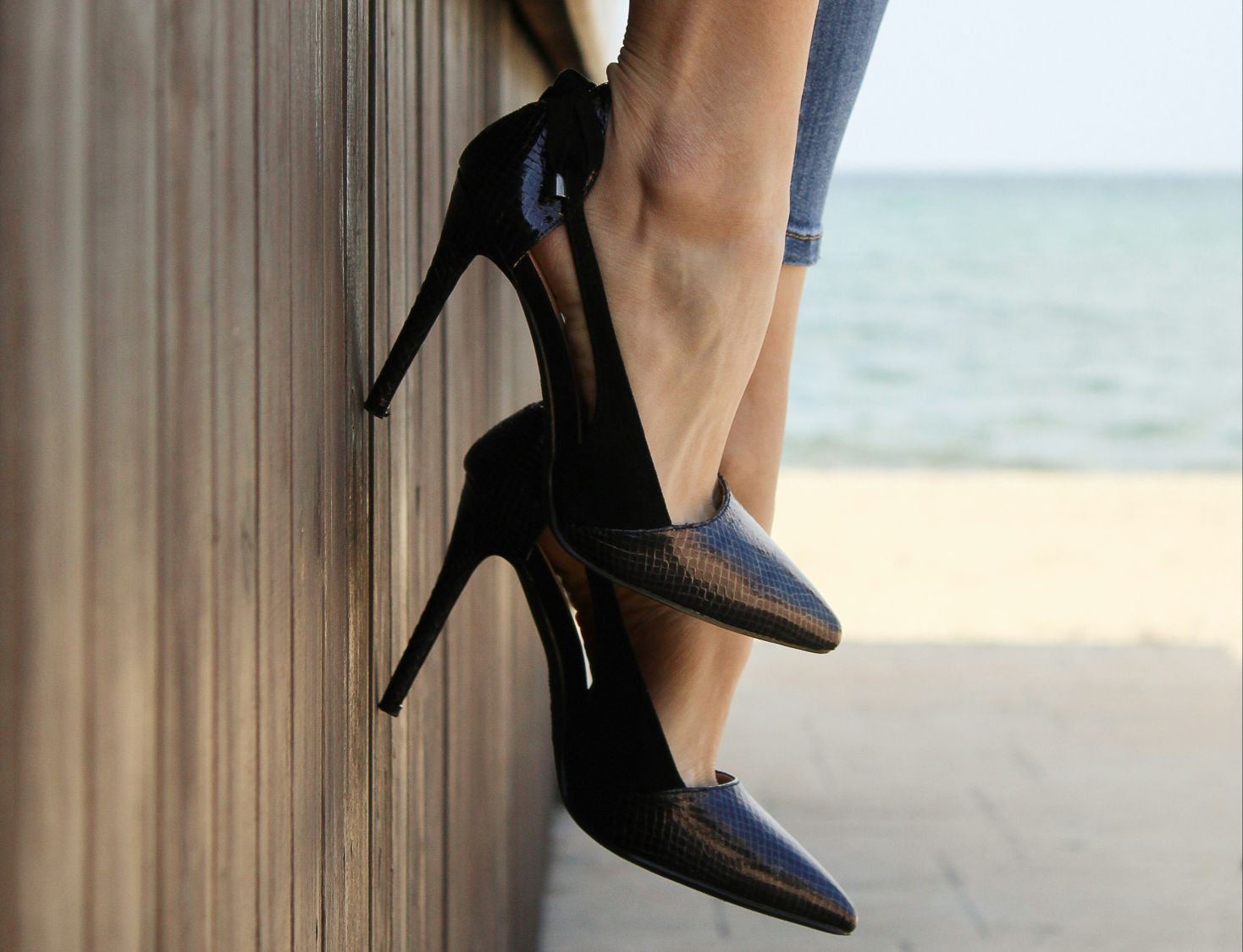 The 10 Most Uncomfortable Shoes & The 10 Most Comfy - SheFashionable