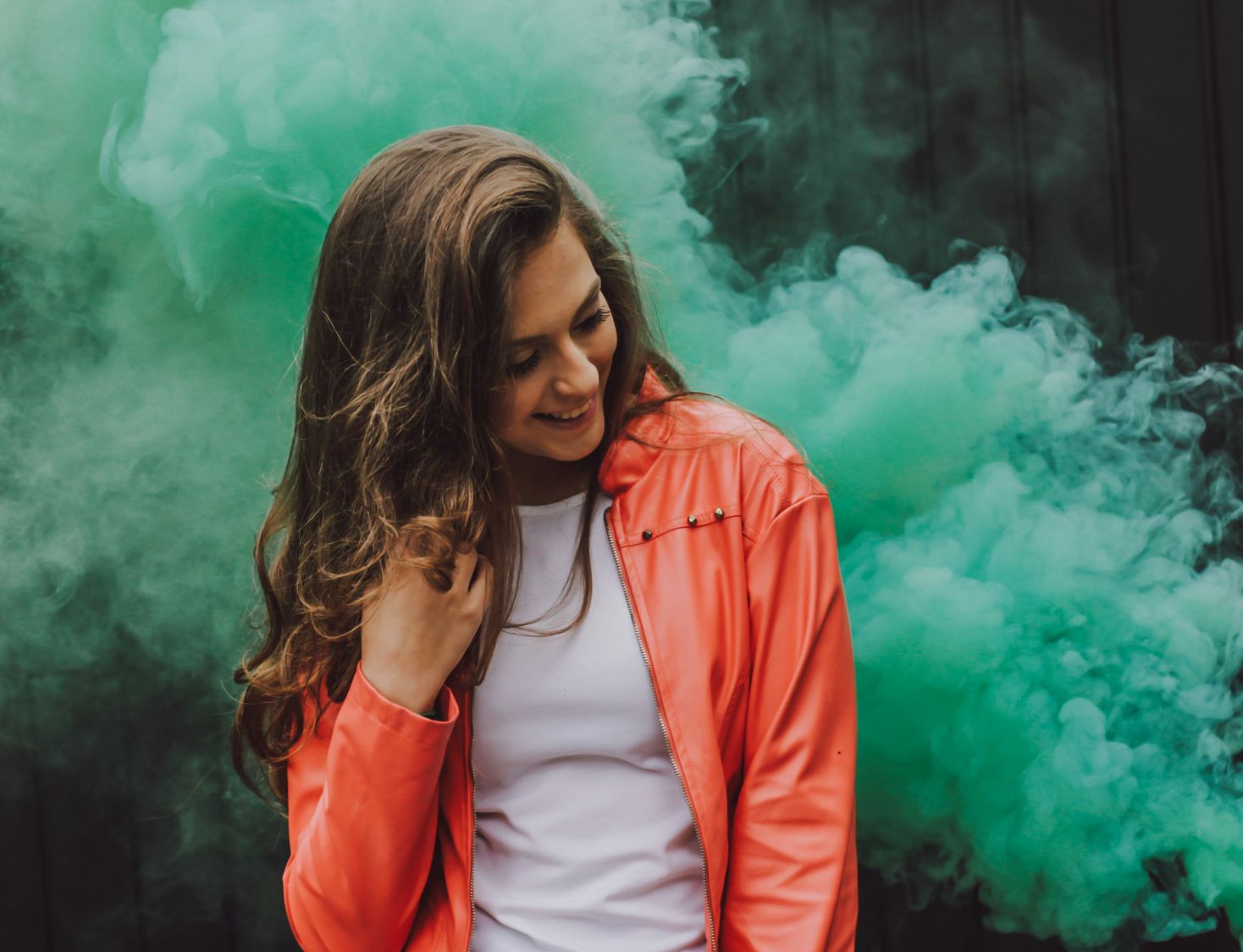 20 Street Style Looks That Redefine Effortless Cool - SheFashionable