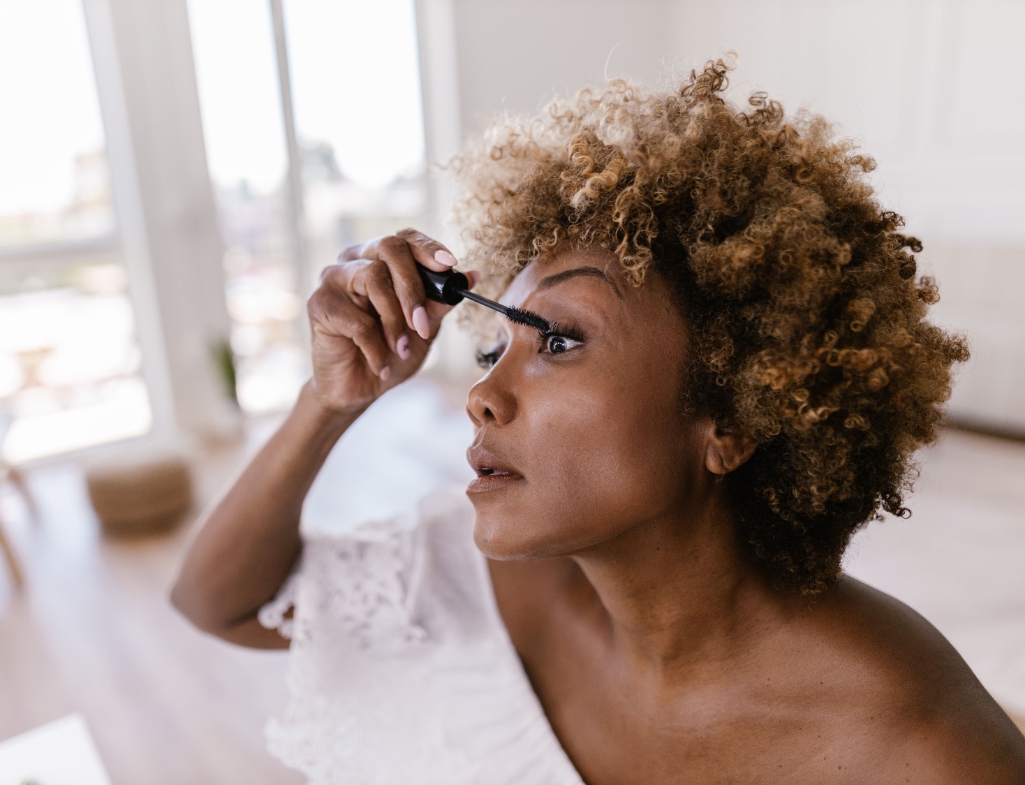 10 Ways Drugstore Makeup Is Worth Being Frugal & 10 It Isn't ...