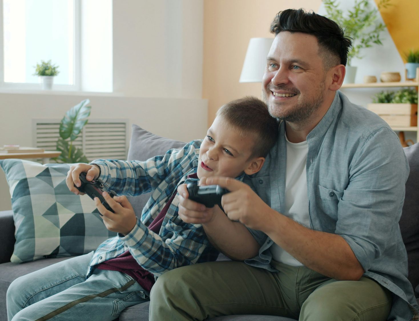 20 Family Day Games For All Ages - TheSavvyGamer