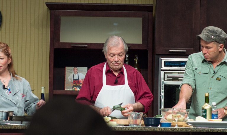 The Best Chef Memoirs To Add To Your Reading List - TheSpicyChefs