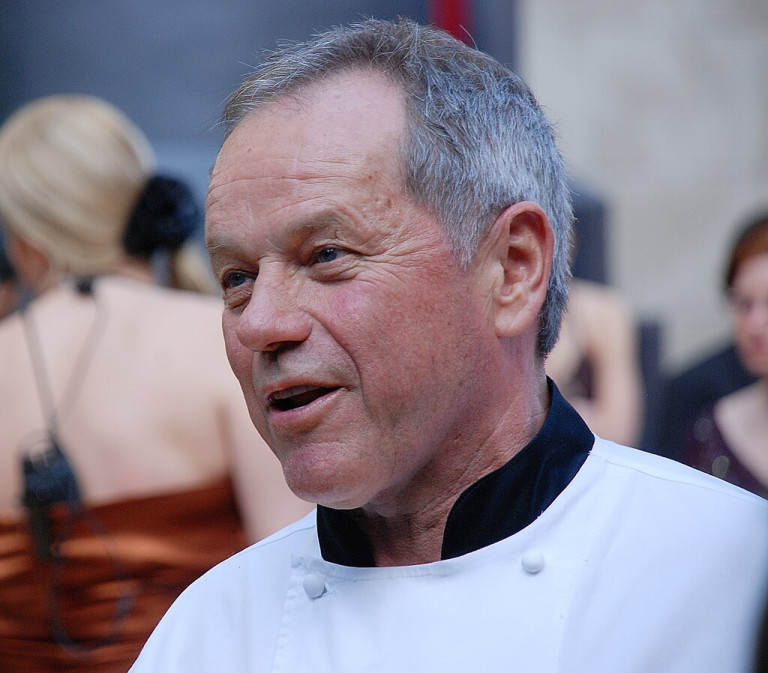 Most Popular Celebrity Chefs & Their Signature Dishes - TheSpicyChefs