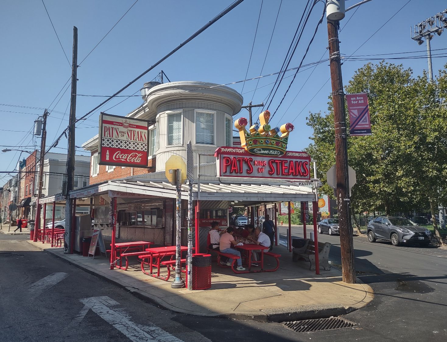 20 Tourist Trap Restaurants You Should Stay Away From - TheSpicyChefs