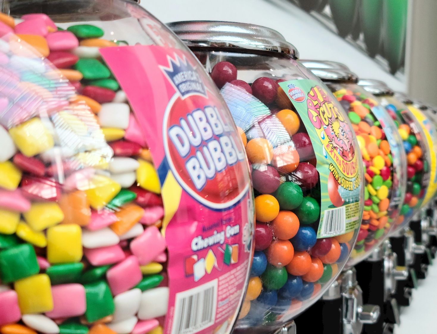 20 Bubble Gum Brands Ranked From A Waste Of Money To Worth It ...