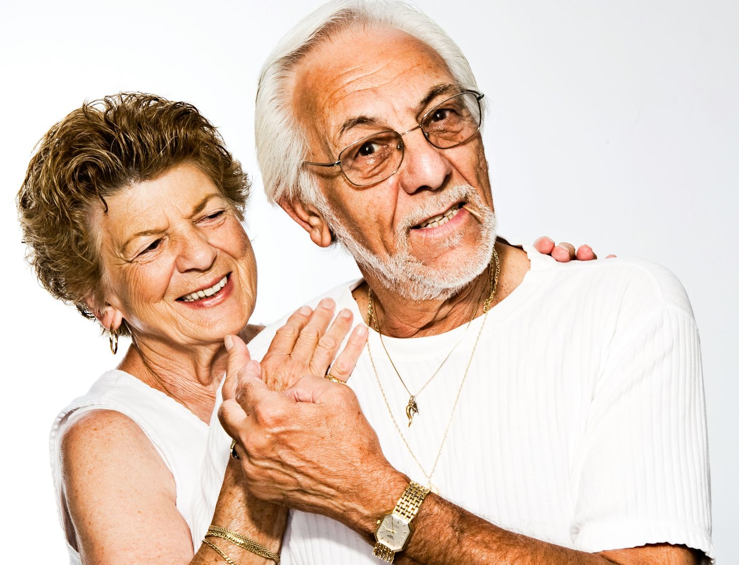 10 Ways To Support Aging Family Members & 10 Signs You Need Extra Help ...
