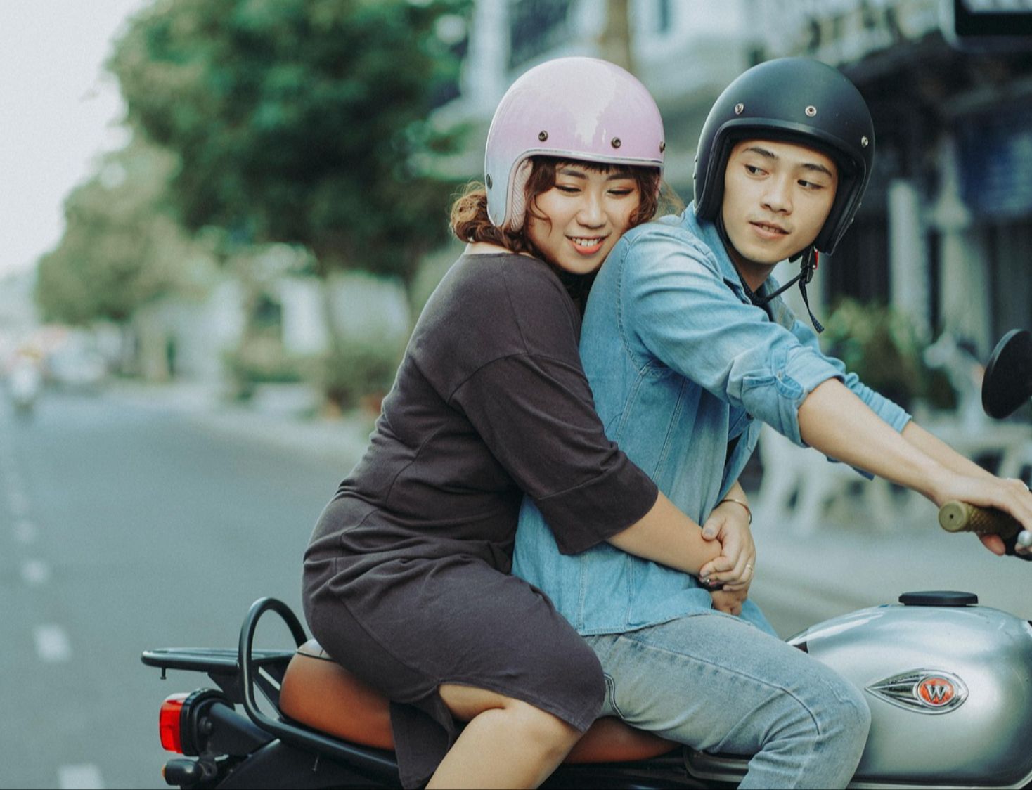 20 Small Acts That Keep Couples Happy - TheZenParent