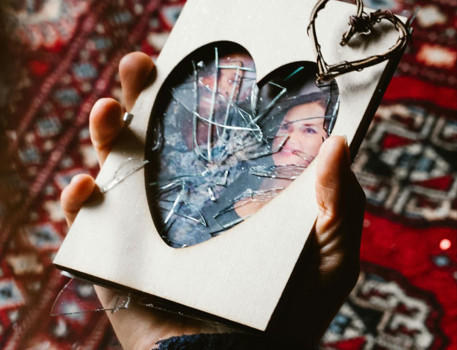 Family Estrangement: 20 Sad Reasons Why Kids Are Cutting Off Their ...