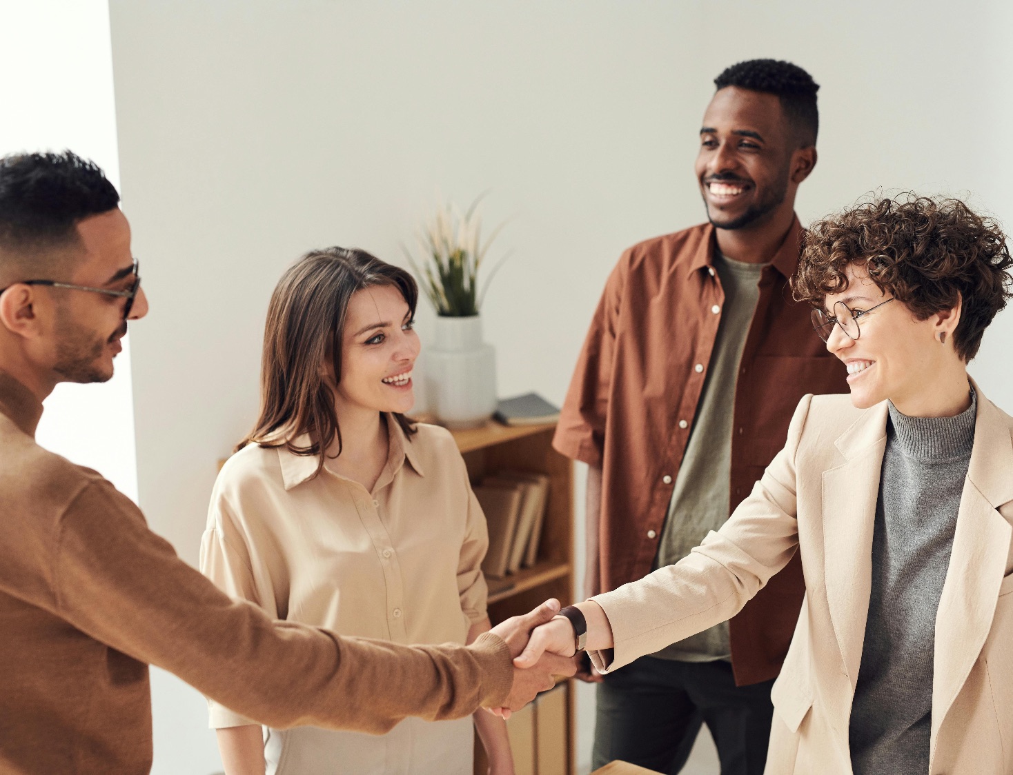 10 Mistakes to Avoid as a New Hire & 10 Ways to Impress Your Boss from ...