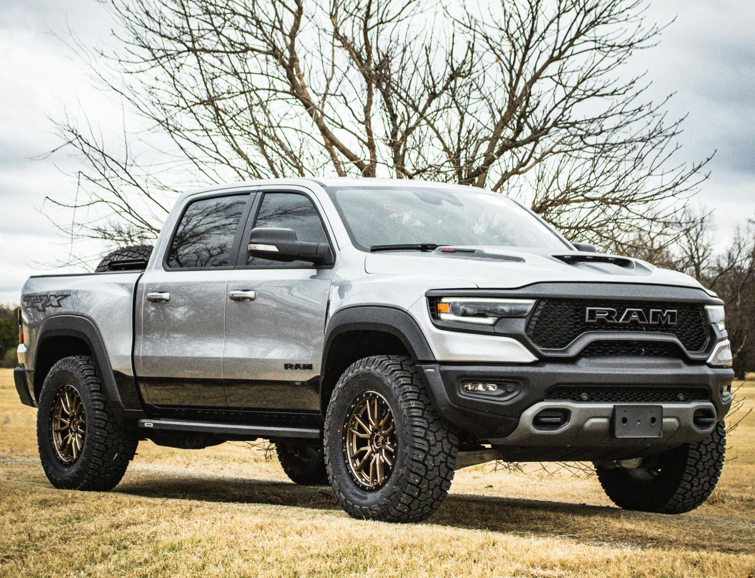 Why Do So Many Americans Have Pickup Trucks? The Real Reasons Behind ...