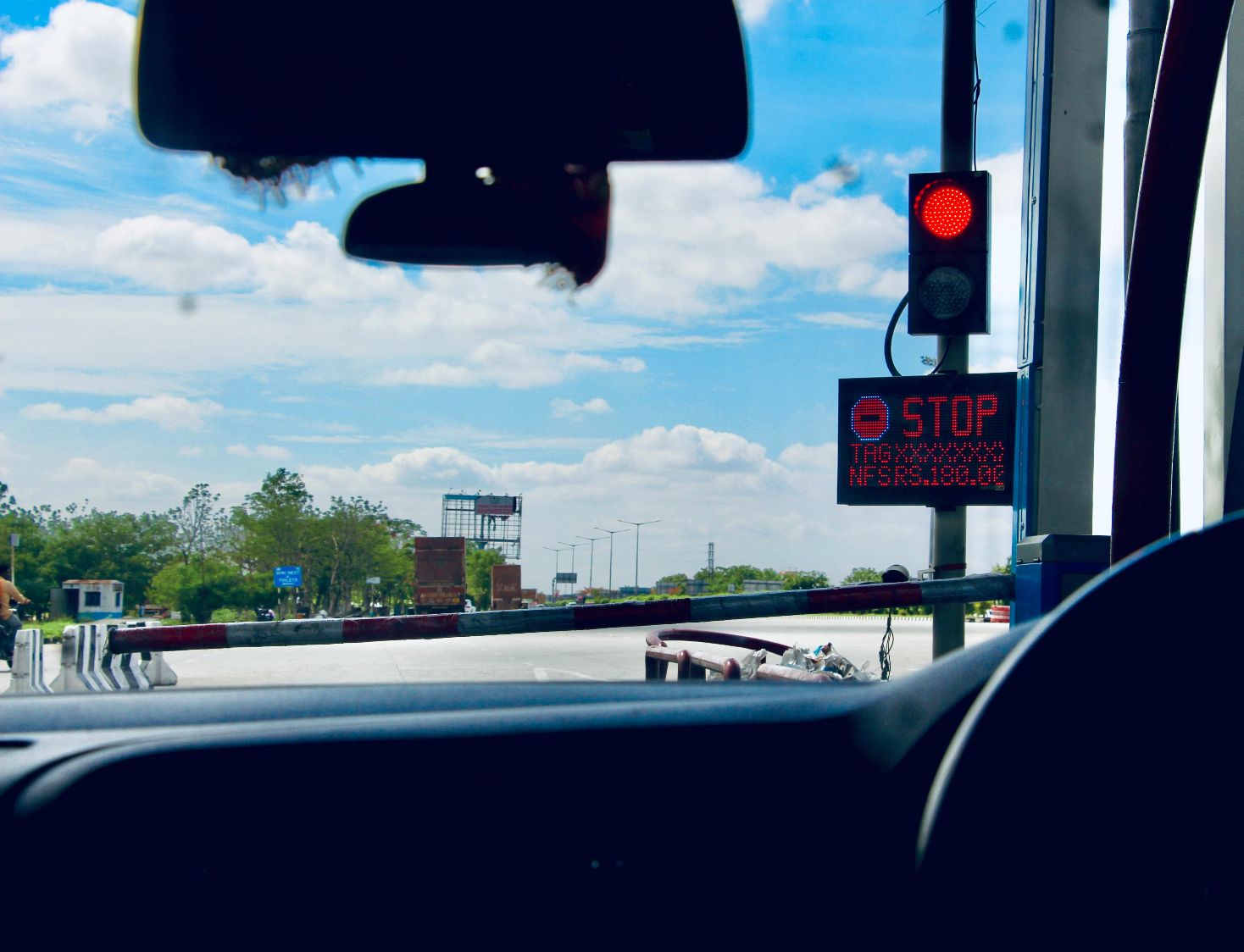 How Toll Cameras Know It's You - WealthyDriver